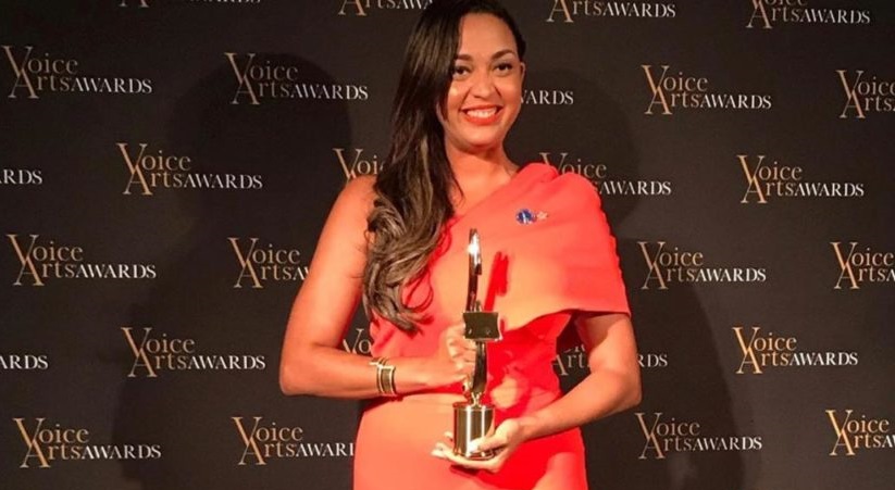 Angely Báez, the first Dominican broadcaster to win the Voice Arts ...
